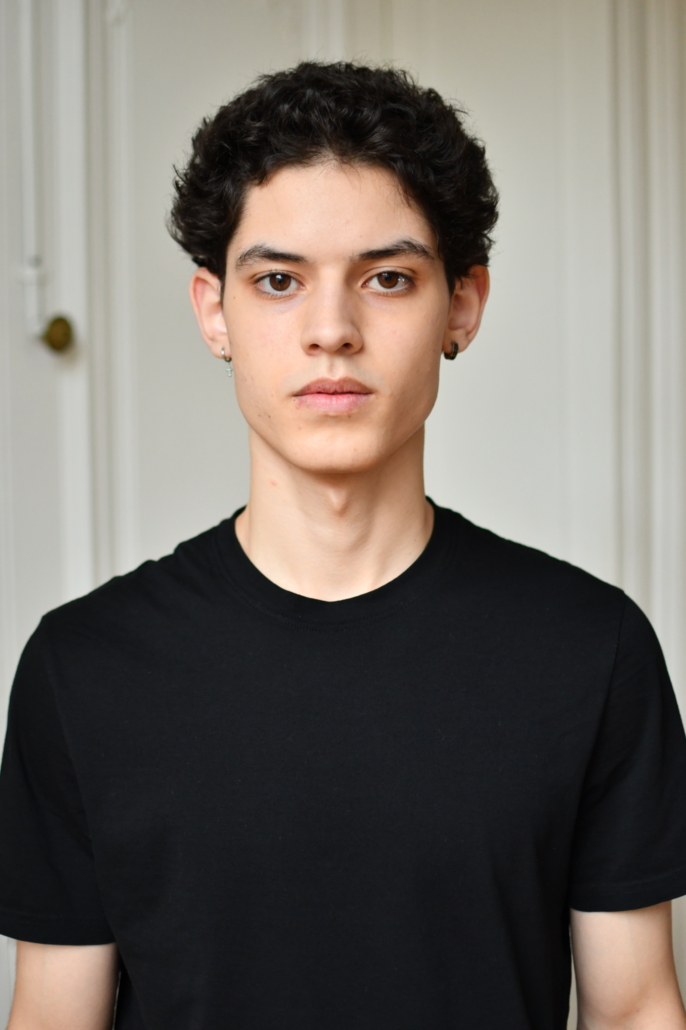 Polas | The newest polas of Themis Athanassopoulos